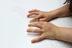 13 Low-Prep Activities for Destructive Toddlers - The Craft-at-Home Family