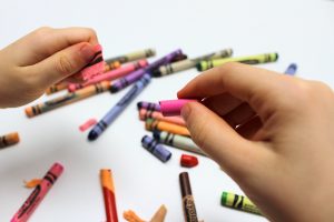 13 Low-Prep Activities for Destructive Toddlers - The Craft-at-Home Family