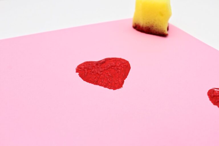 Sponge-Stamped Valentine's Day Card - The Craft-at-Home Family