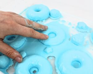 Frozen Oobleck - The Craft-at-Home Family